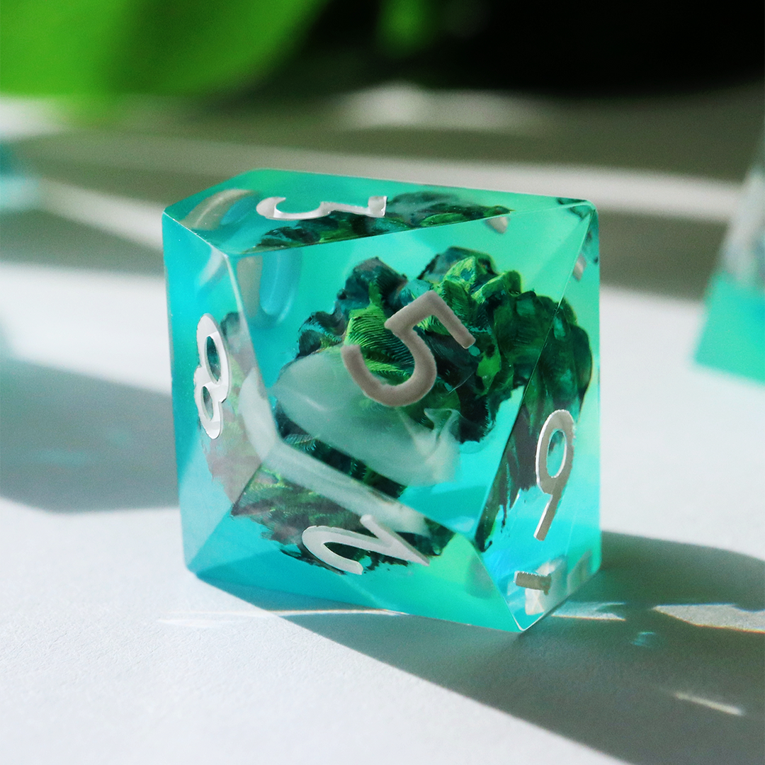 The Shattered Teeth Dice Set – Critical Role